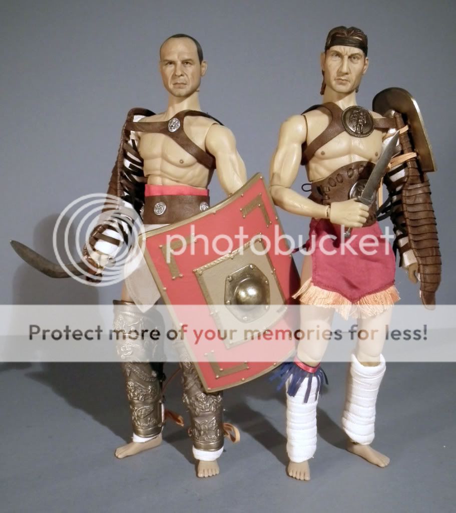 Kaustic Plastik- Gladiators- Celadus (thraex) and Astacius (retiarius ...