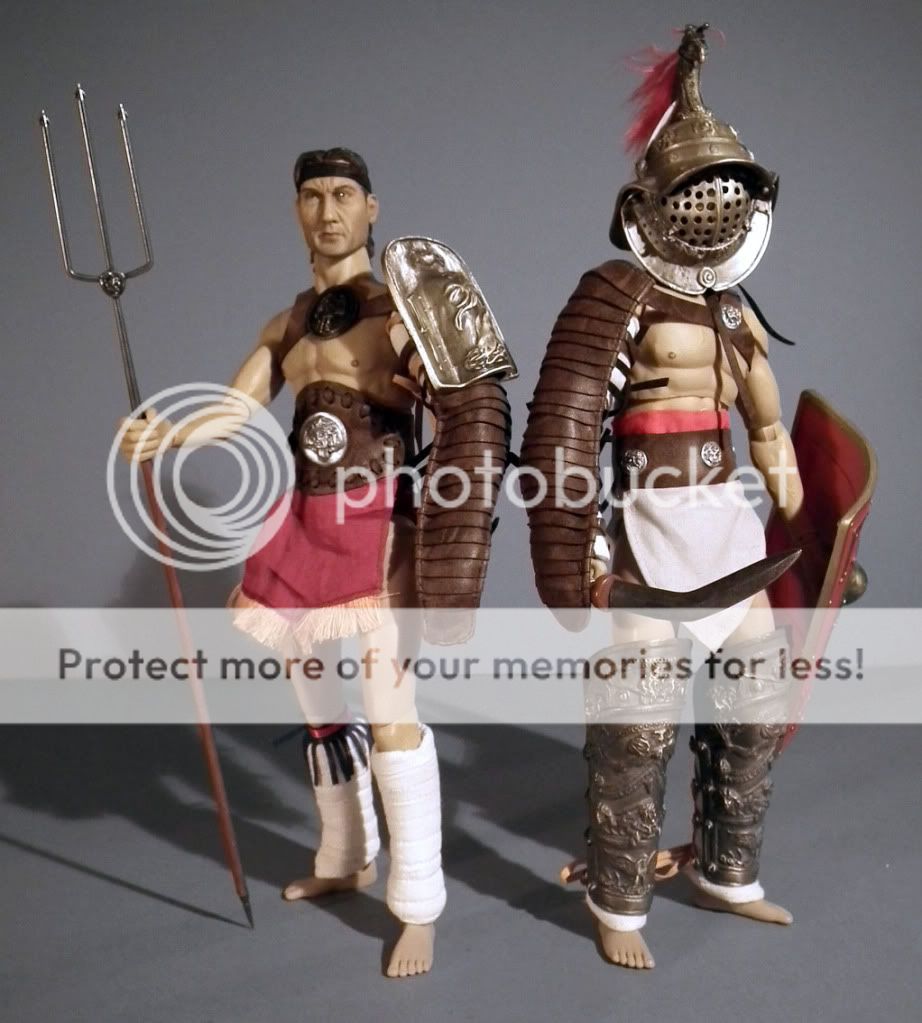 Kaustic Plastik- Gladiators- Celadus (thraex) and Astacius (retiarius ...