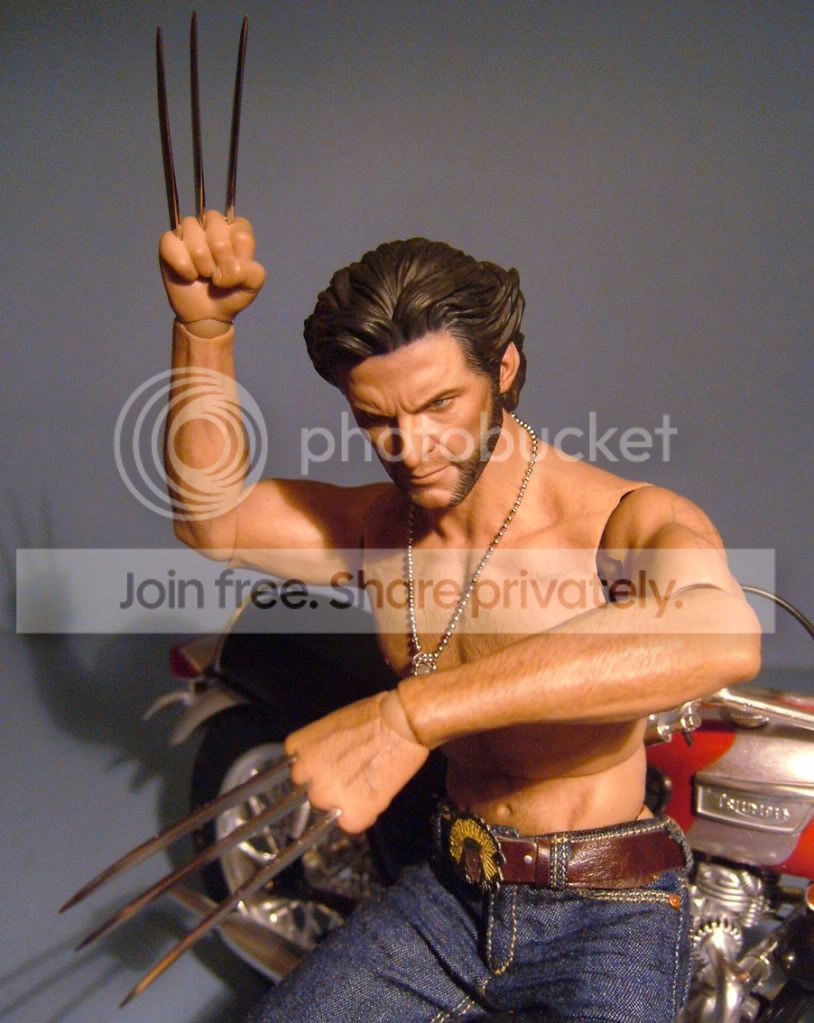 Sideshow Thrawn (with Chair), Hot Toys Wolverine reviews | One Sixth ...